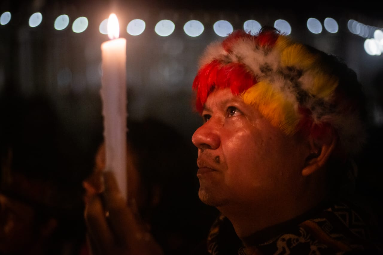 Prayer and action: a picture taken during the 12th of October prayer ...
