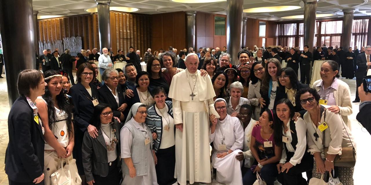 One of the most famous picture during the Amazon Synod: Pope Francis ...